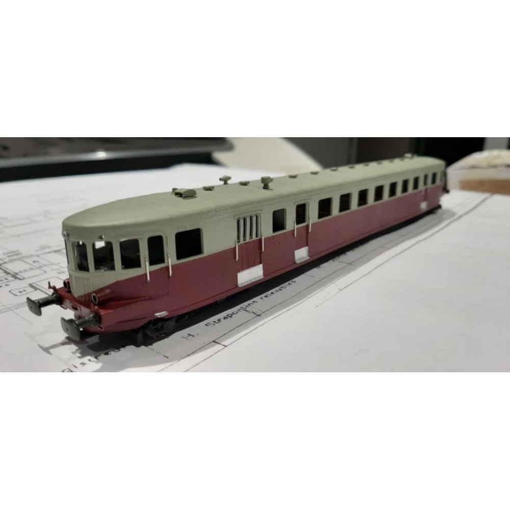 Autorail diesel X 3703, Rouge/Crème, Ile Napoléon - Mistral 21-05-G001 ...