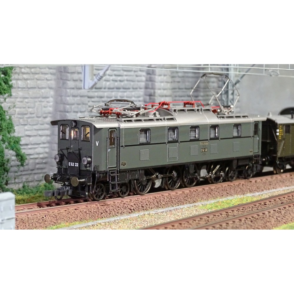 Set complet train marchandises électrique - Roco 61492 - série E 52 22 ...