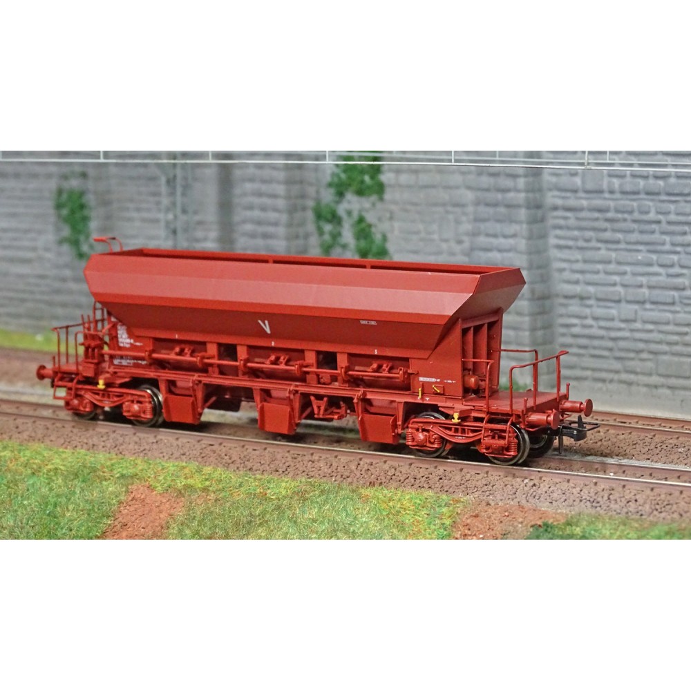 Wagon trémie à Ballast F70 Uas -Ree modeles WB675- SNCF, ep. IV