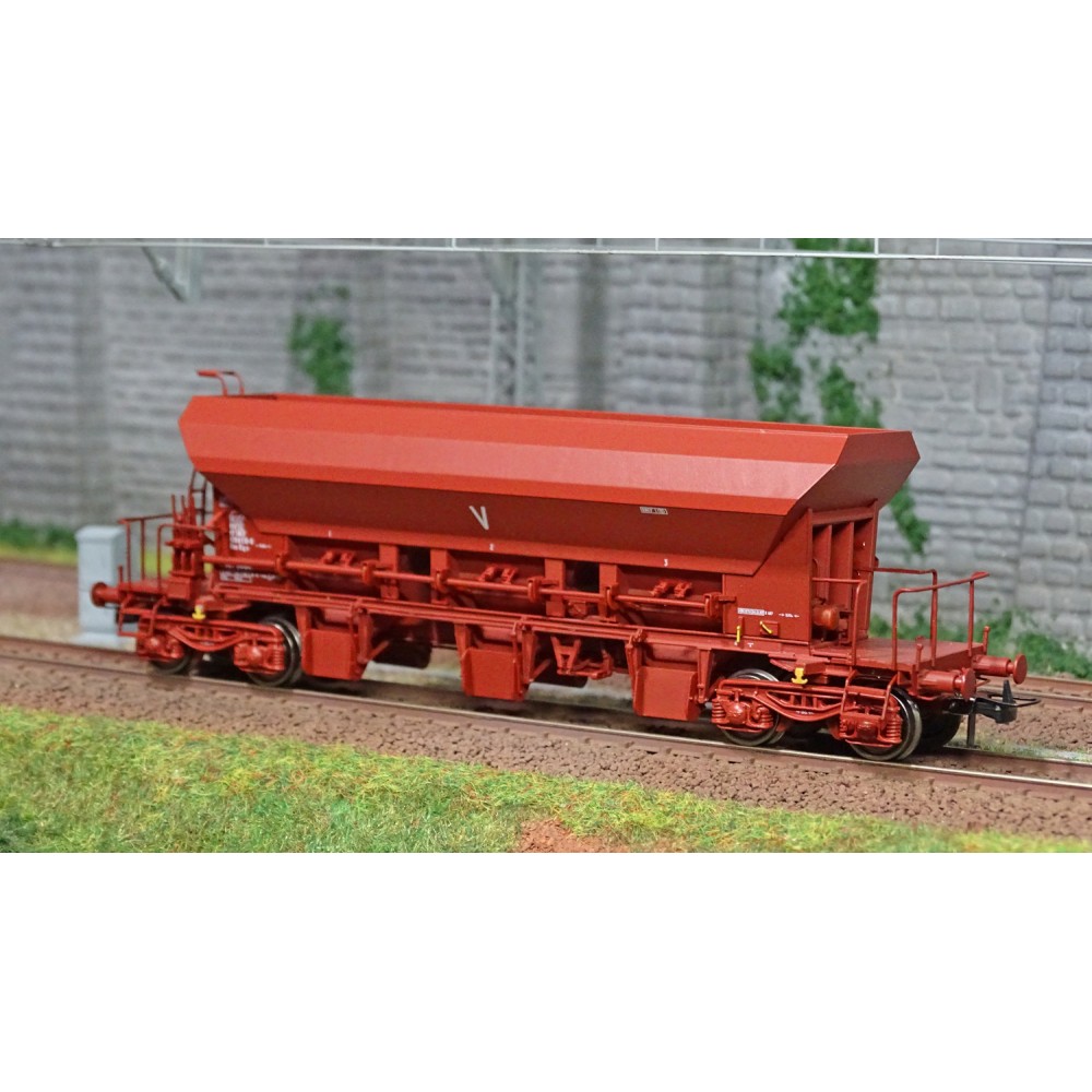 Wagon trémie à Ballast F70 Uas -Ree modeles WB677- SNCF, ep. IV-V