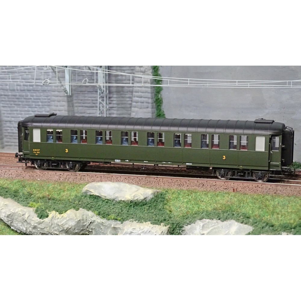 Voitures voyageurs métallisée, ex-PLM, C8 -Ree modeles VB427- vert 306 ...