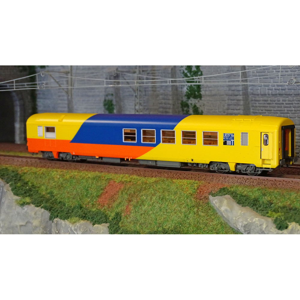 Voiture voyageur SR "Espace qualité", SNCF -LS Models 40155- Jaune ...