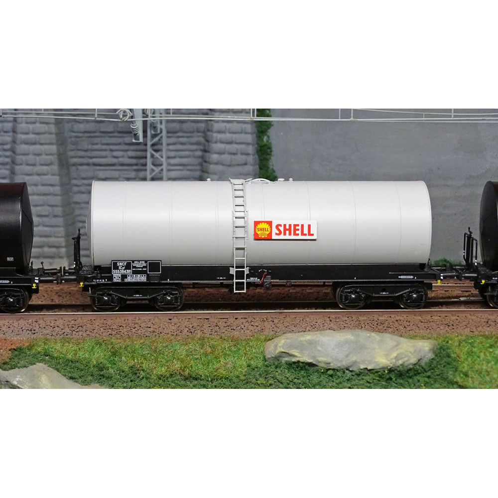 Set de 3 wagons citerne FAUVET-GIREL, bogies Y 23 -Ree modeles WB663- SHELL