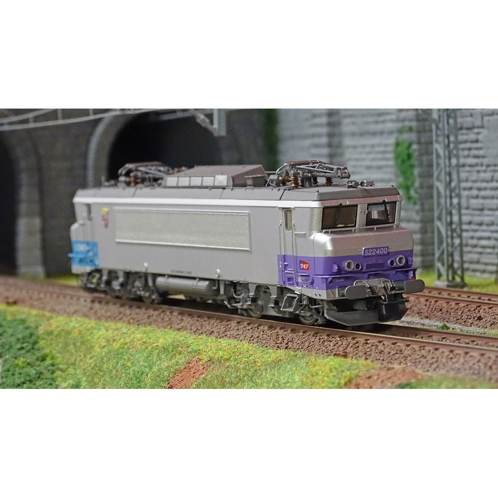 Locomotive électrique BB 22400R, SNCF, En Voyage simplifiée -LS Models 11057- blason Montigny en ...