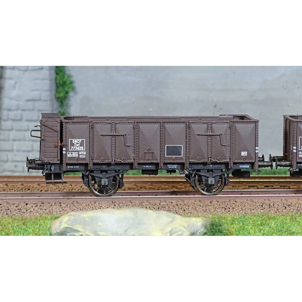 Set de 2 wagons Tombereau OCEM 19, brun, tôlés avec et sans guérite ...