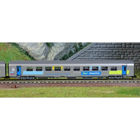 Set de 2 voitures Corail, fluo Grand Est - Piko 94500 - 1ère classe ...