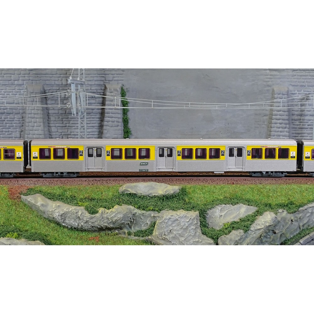 Set de 3 voitures voyageurs RIO 78 TER (ex NPDC), livrée jaune/argent ...