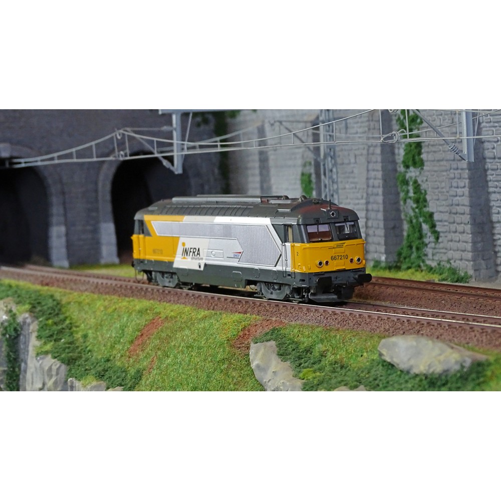 Locomotive diesel BB 67210, SNCF, livrée jaune/blanche - Jouef HJ2448S ...