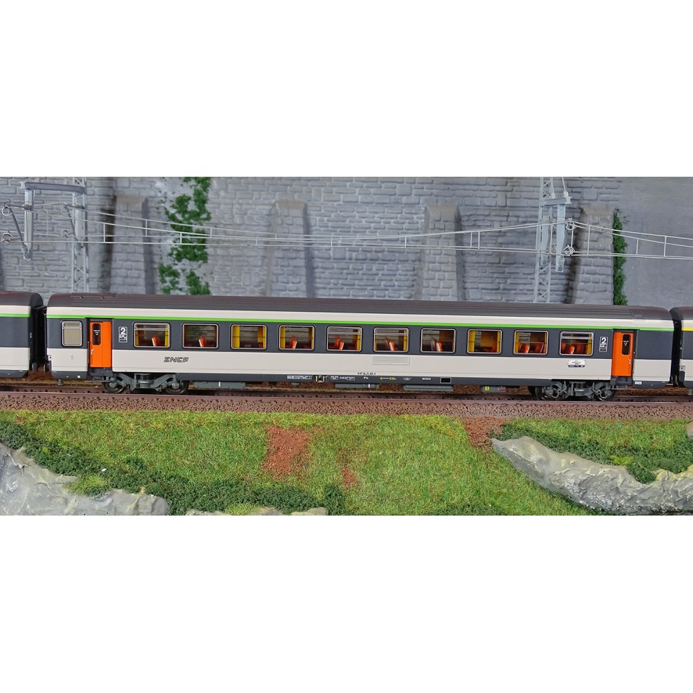 Set de 7 voitures, train Express "Vauban", SNCF, SNCB - Models Word 2007