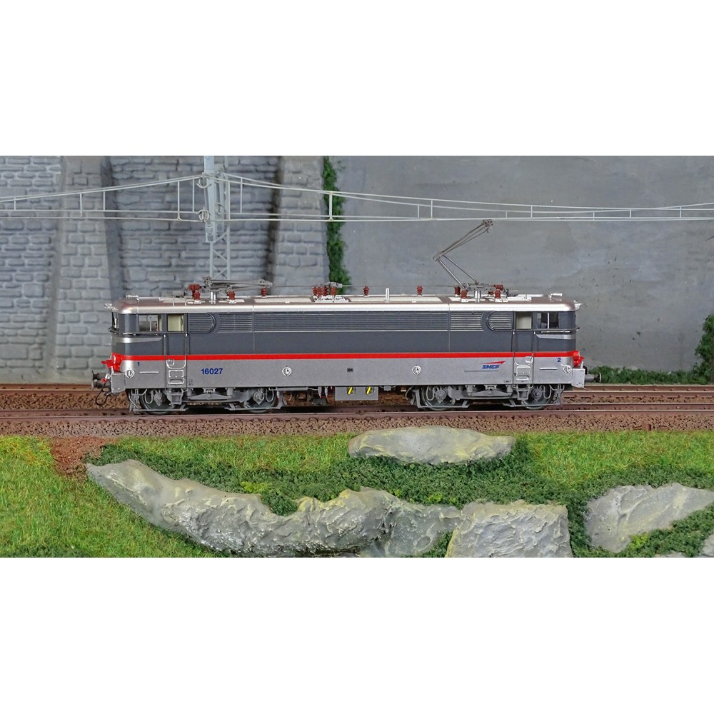 Locomotive électrique BB 16027, Multiservice, Acheres -Ree Modeles MB200.S- sonore, panthos ...