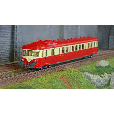 Autorail X 2902, 1ère classe, Rouge et Crème, Toit rouge, VAISE, SNCF ...