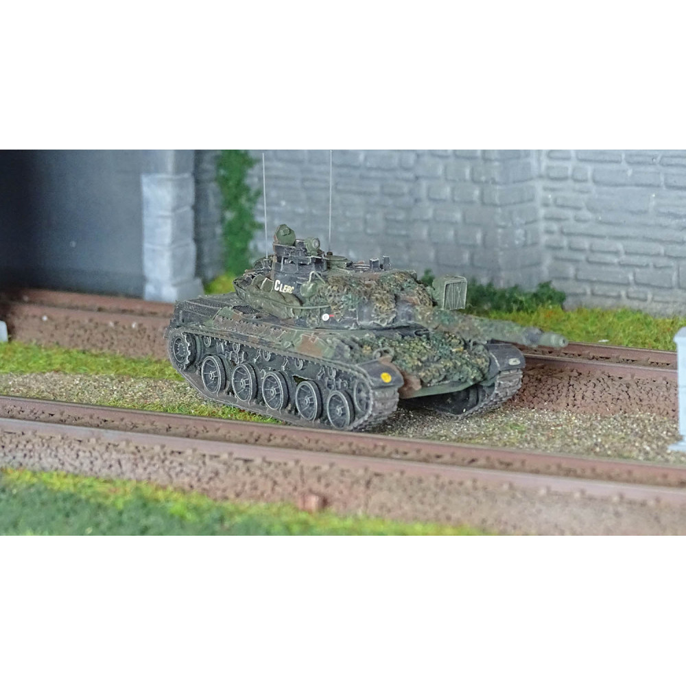 Char AMX 30B - 1DB / 1RC 1er Esc "CLERC" N°121 - Ree modeles AB025