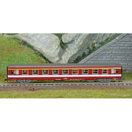 Voiture voyageurs UIC, SNCF, A9 Rouge, logo Corail, bande de classe ...